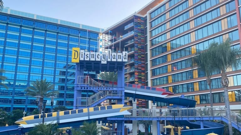 Anaheim Vacation Rentals Near the Magic of Disneyland | Timeshares Only