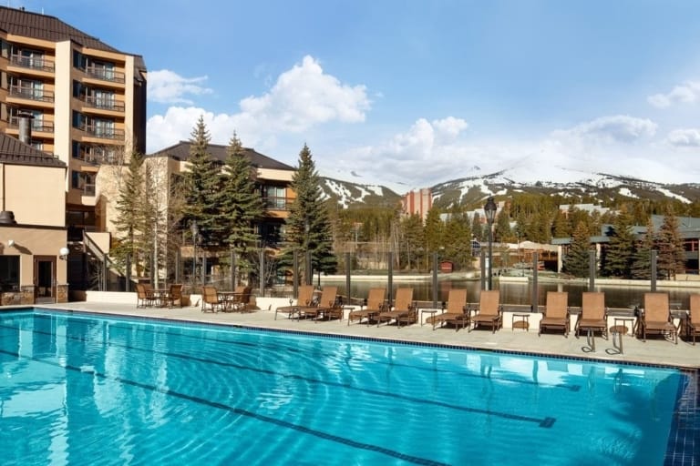 Timeshare Vs Hotel: Which Is Right For You? | Timeshares Only